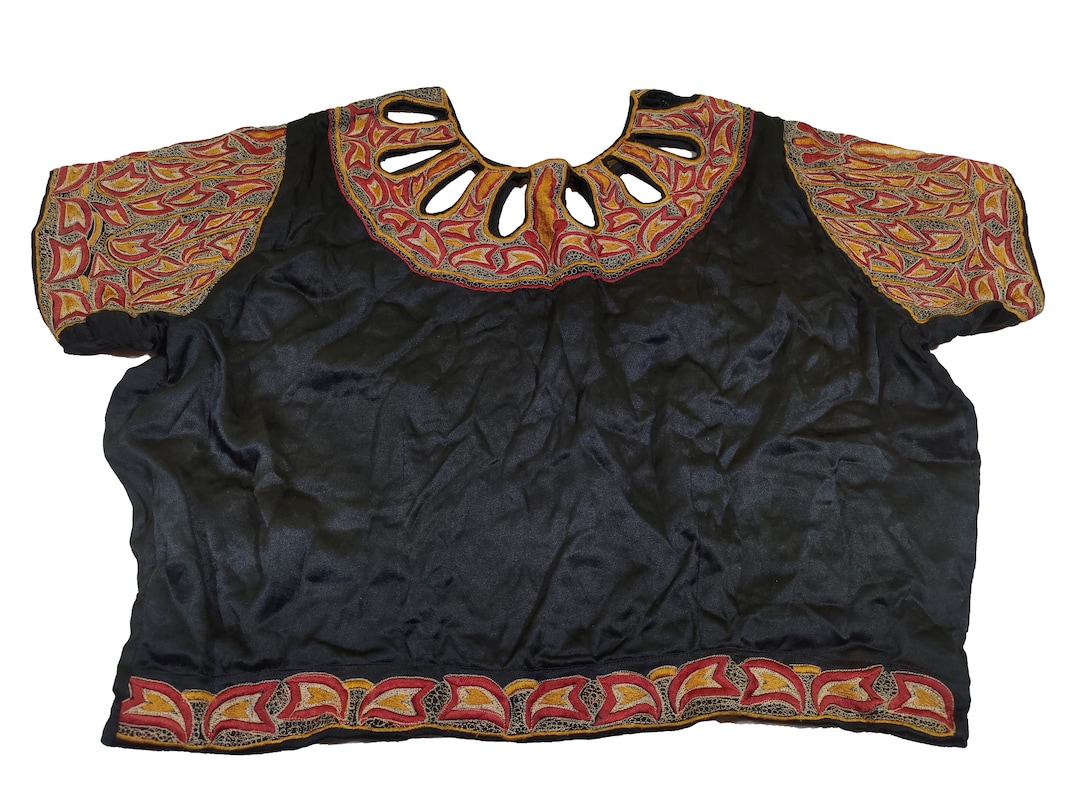 Vintage Embroidery Choli Handmade Blouse , Embroidered Choli-gujarati ...