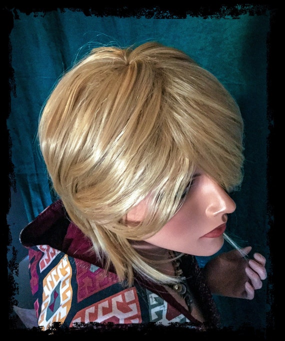 Indie Scene Side Swept Bangs