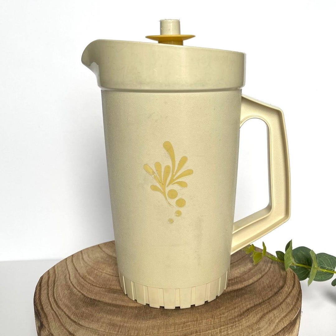 Vintage TUPPERWARE Pitcher With Beige Push Button Serial Code 874 ...