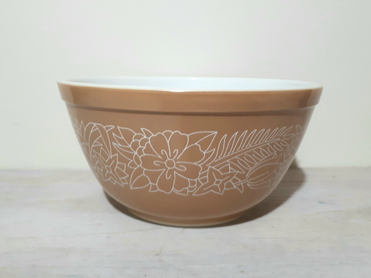 Vintage Pyrex Early American Brown on White Nesting Mixing Bowl #402 ...