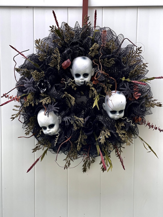 Spooky halloween decorations store
