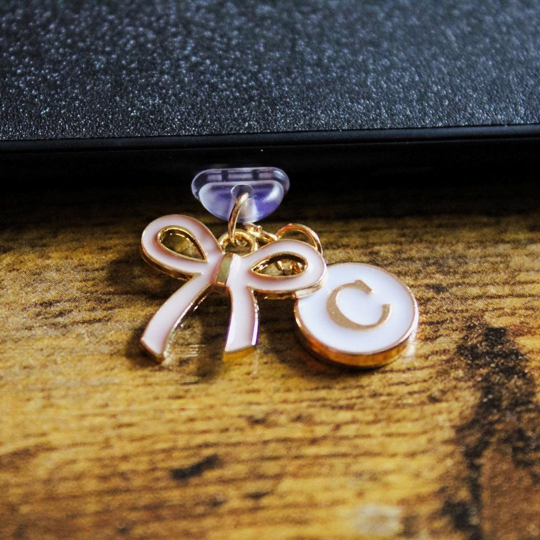 Bow Kindle Charm | USB C Plug for Kindle | E-reader Charms | Coquette ...