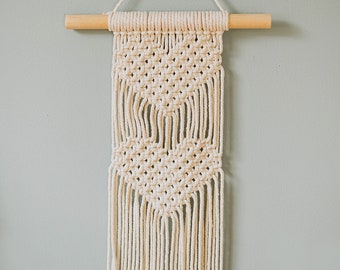 Macrame Wall Hanging Pattern Small Heart Wall Hanging - Etsy