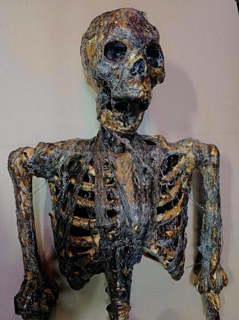 Corpsed Skeleton, Halloween Prop, Yard Decoration, Graveyard Art, Décor ...