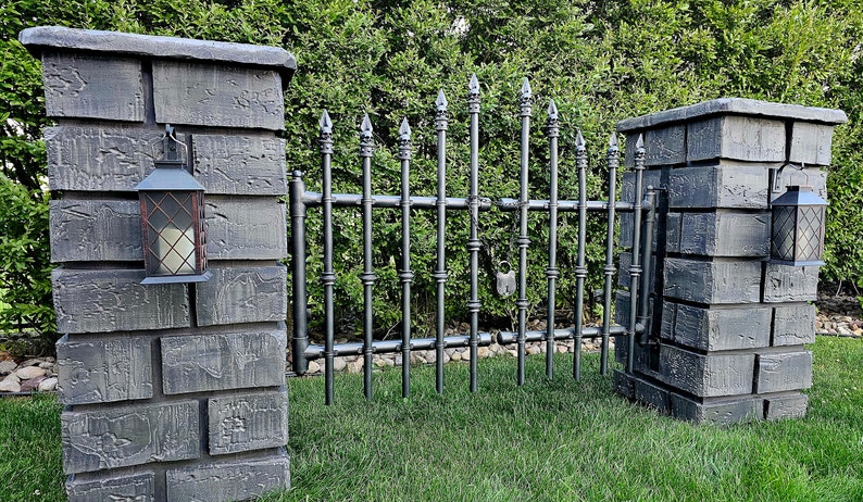 Halloween Fence Gate Prop, Yard Decoration, Graveyard Art, Stone ...