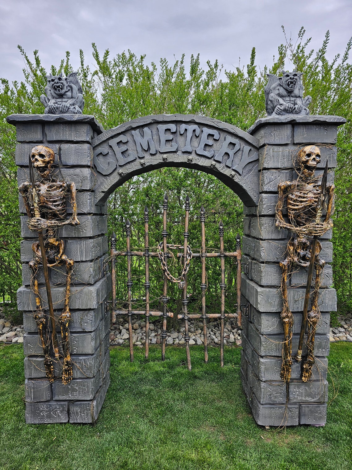 GUARDIAN Cemetery Entrance, Halloween Prop, Yard Decoration, Graveyard ...
