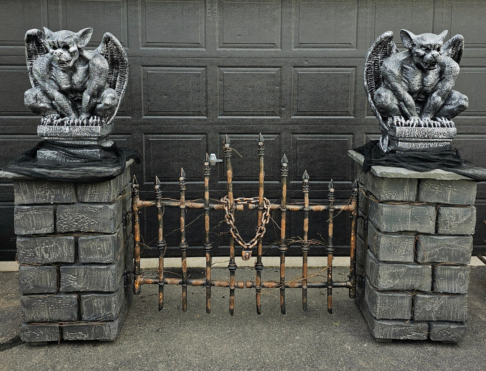 Halloween Fence Gate Prop, Yard Decoration, Graveyard Art, Stone ...