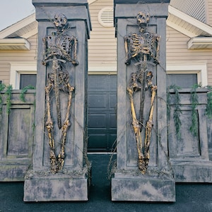 Recessed Panel Pillars, Skeletons W/ Swords, Vines, Halloween Prop ...