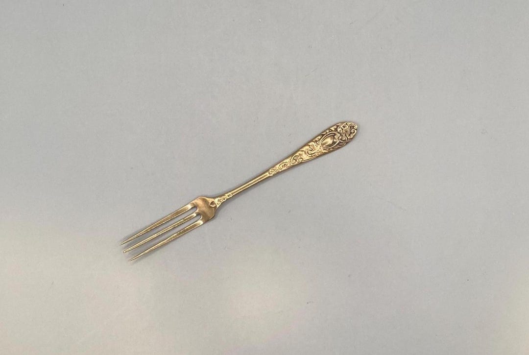 Victorian EPNS Pickle/relish Fork Ornate Three Tines Decorative Serving ...