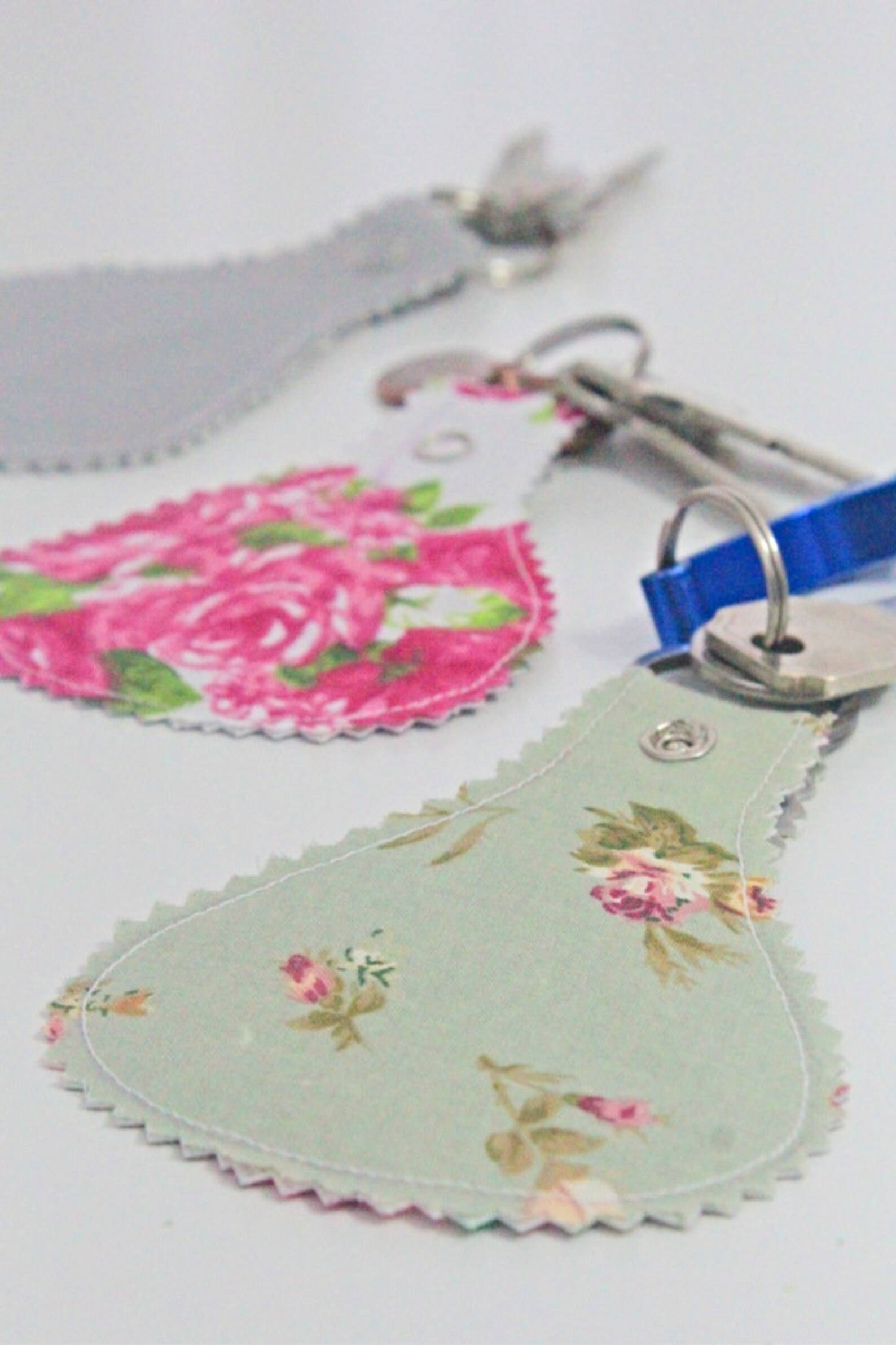 DIY Fabric Keychains Template, DIY Keychains, DIY Fabric Keychain ...