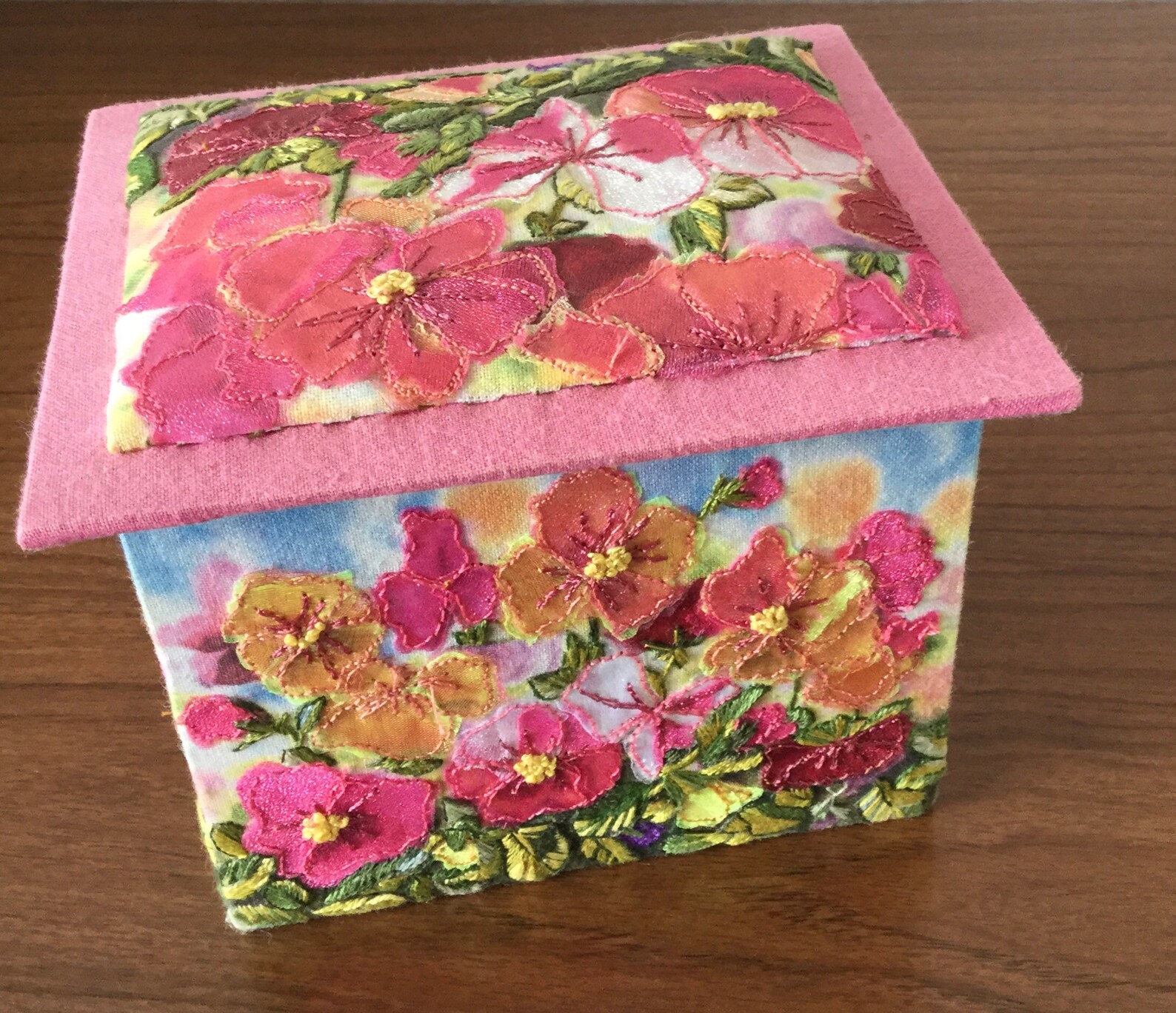 Embroidered Box. Machine Embroidered Box. Trinket Box. - Etsy