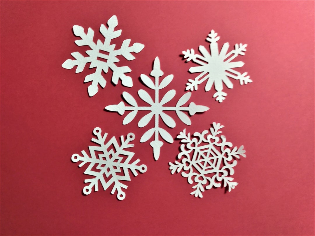 White Snowflakes Christmas Winter Die Cuts - Cardstock Scrapbooking ...