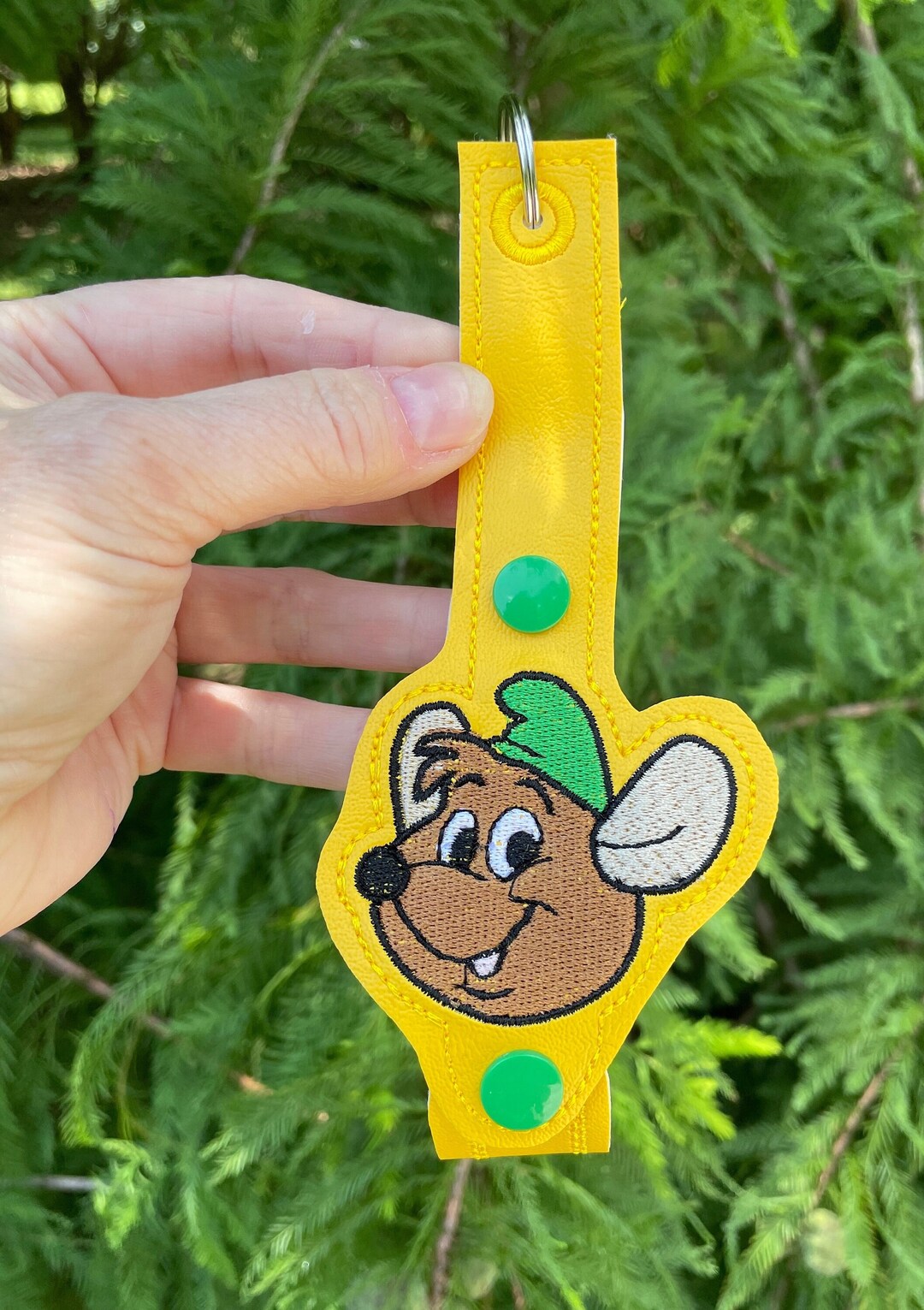 Gus Gus Adjustable Mouse Ear Holder Adjustable Keychain Ear - Etsy