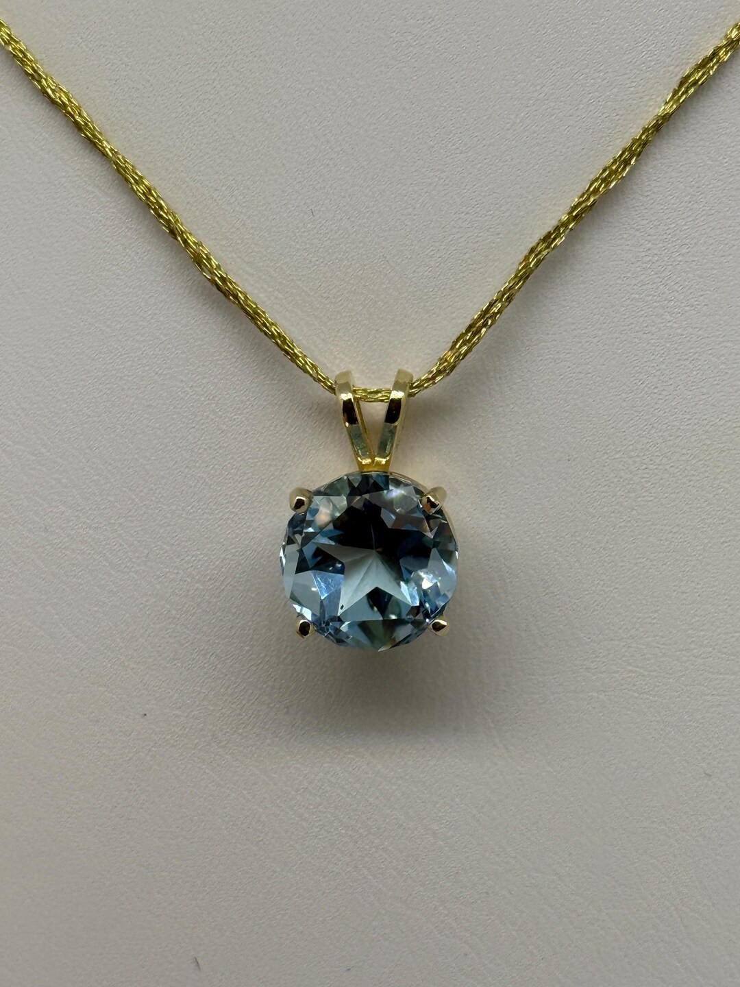 Blue Texas Star Cut Topaz 12mm 14KYG - Etsy