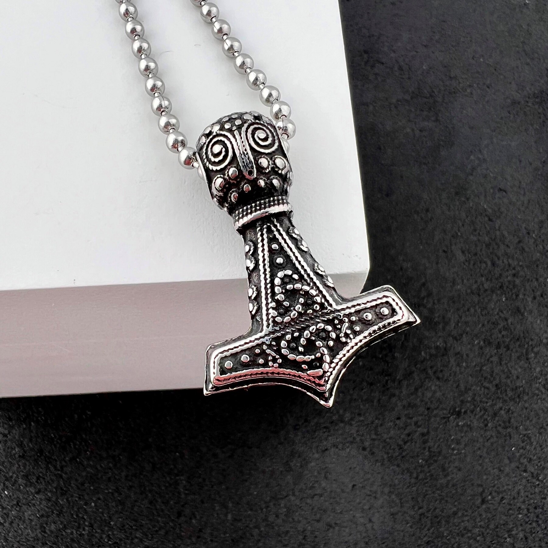 Norse Necklace With Thor's Hammer, Mjolnir Pendant With Chain, Mjolnir ...