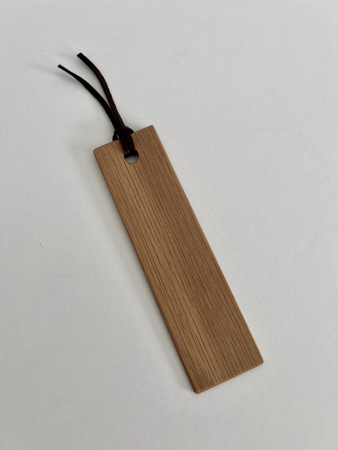 Oak Wood Bookmark, Solid Oak With a Leather Tassel, Ideal Gift for Any ...