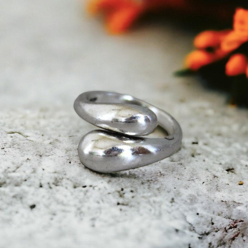Modern Silver Ring - Etsy