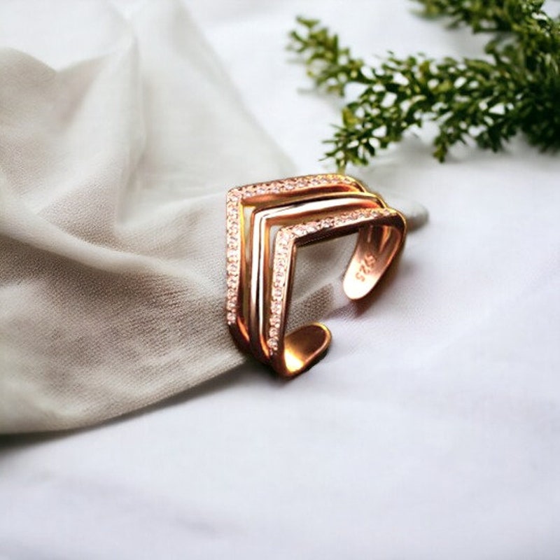 Chevron Ring - Etsy