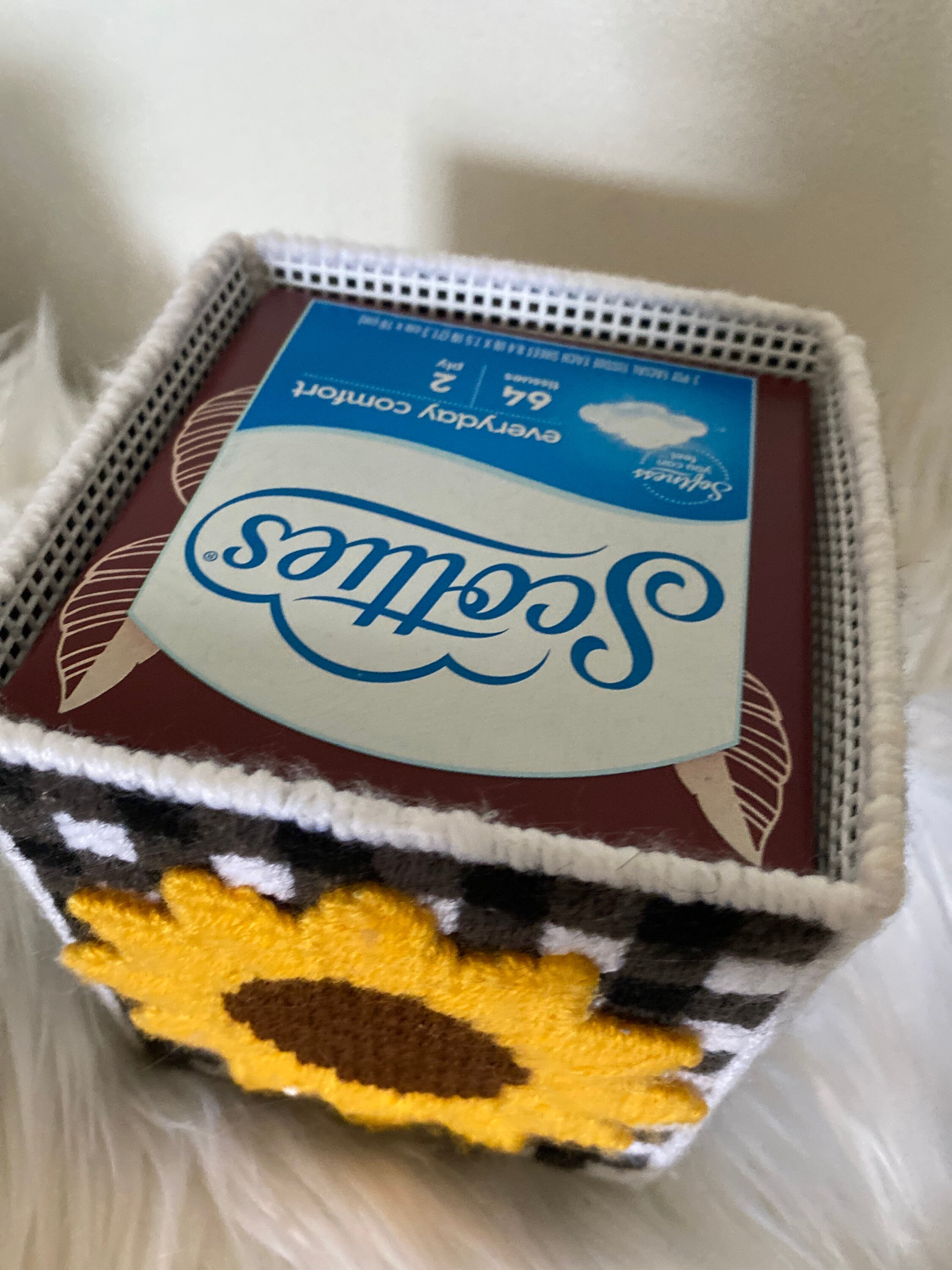 Sunflower Tissue Box Cover - Etsy