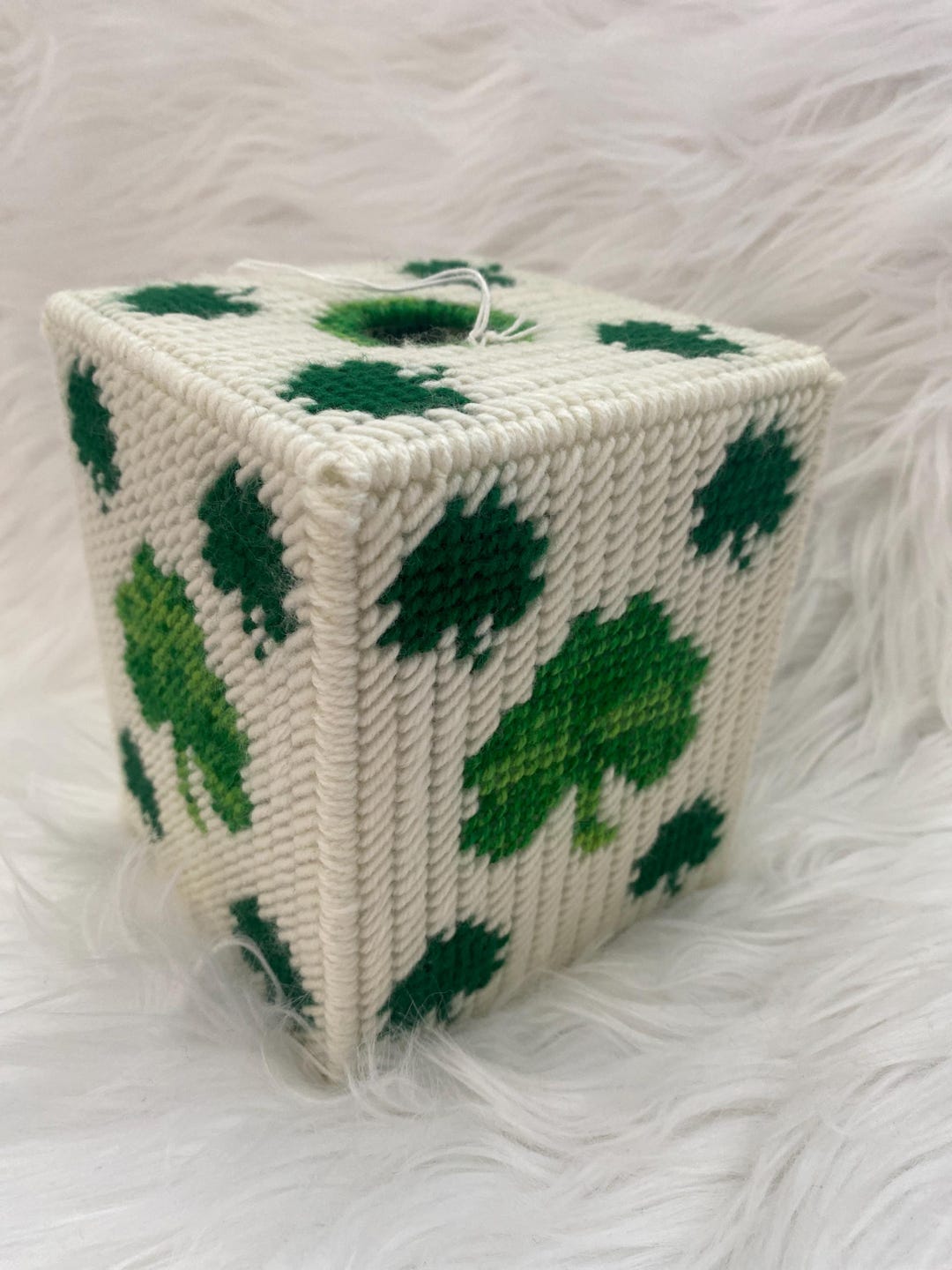 Shamrock Tissue Box Cover - Etsy