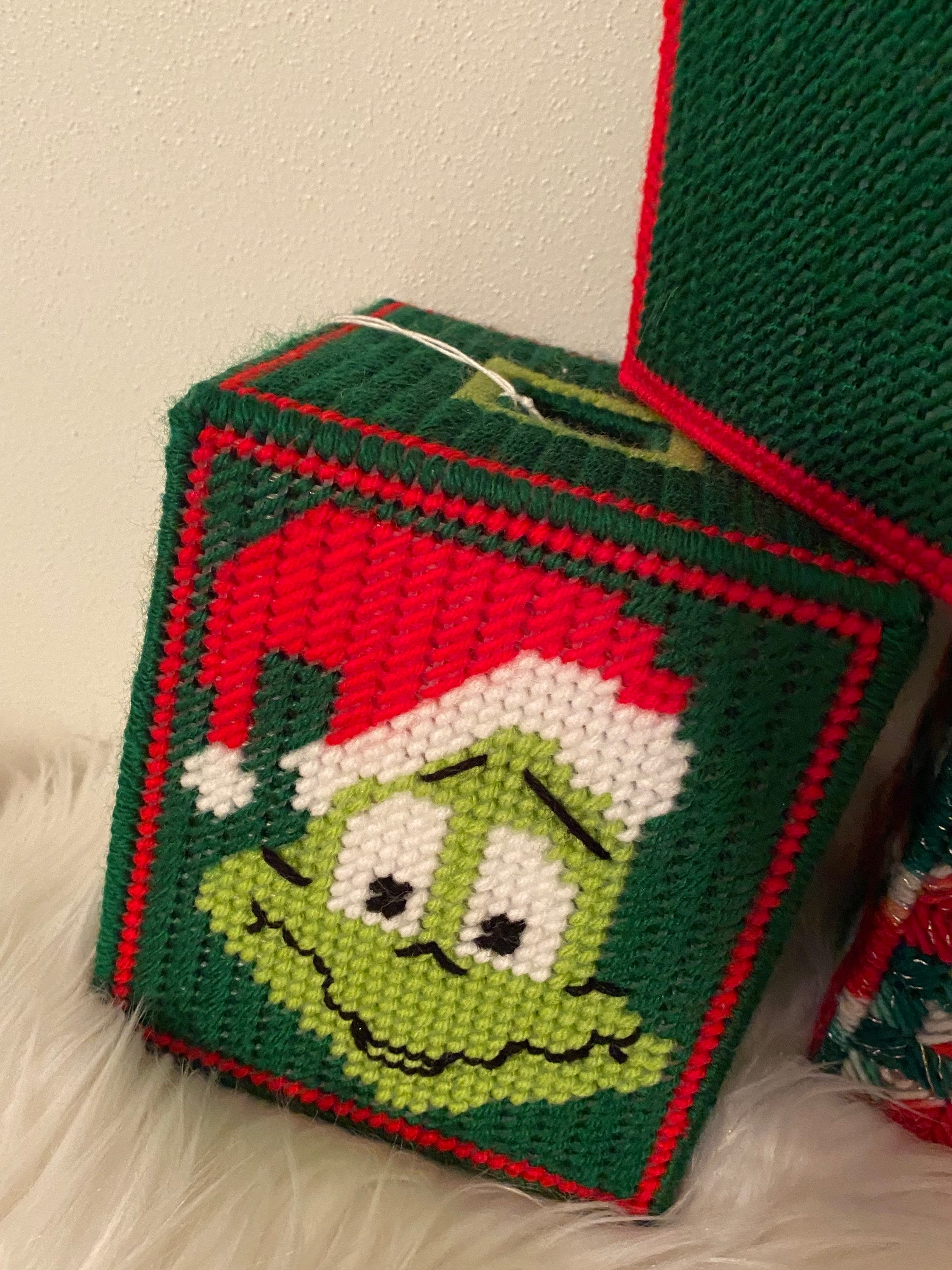 Grinch Tissue Box Cover - Etsy