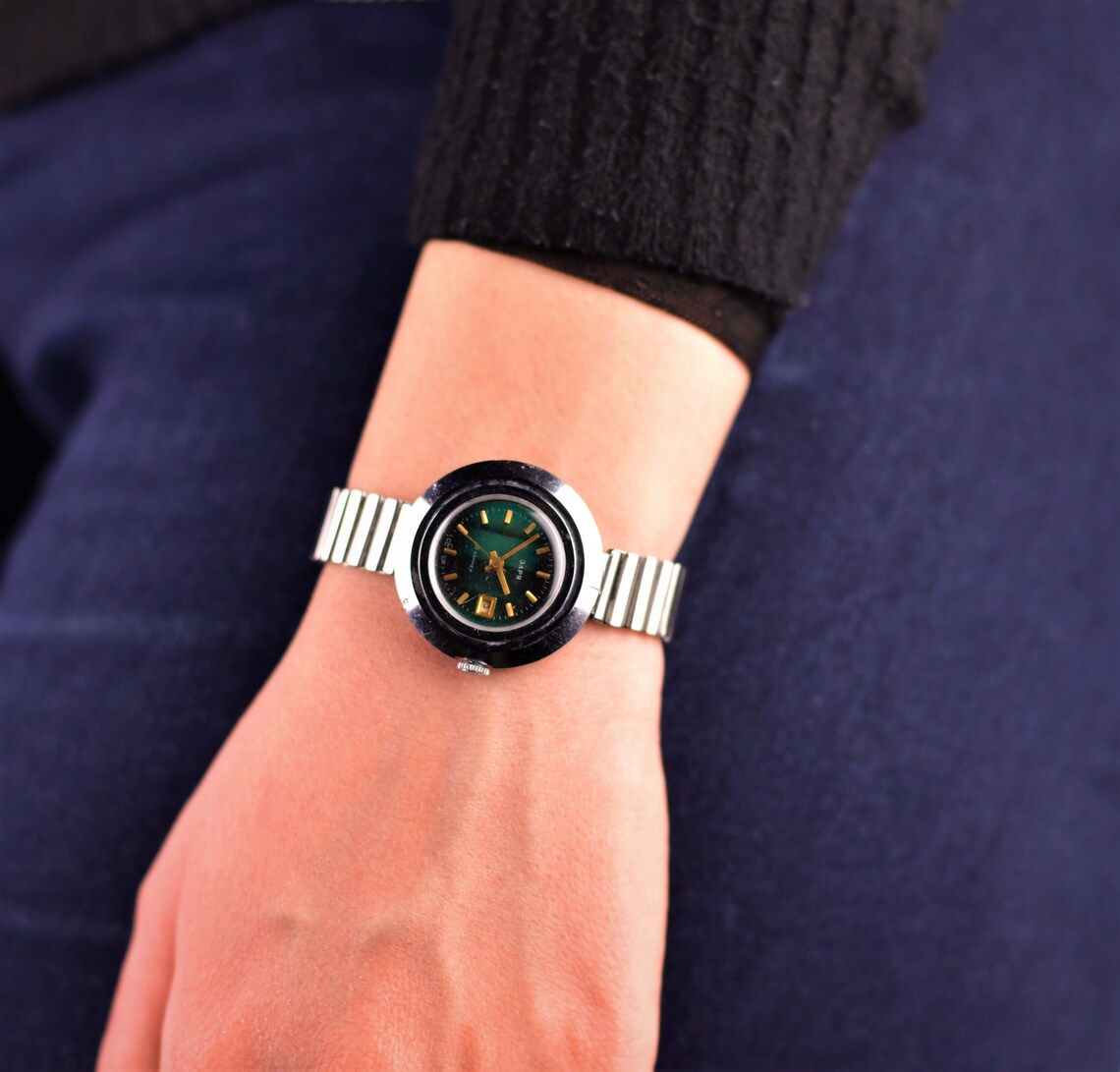 Green Womens Watch Small Tiny Watch for Women Soviet - Etsy