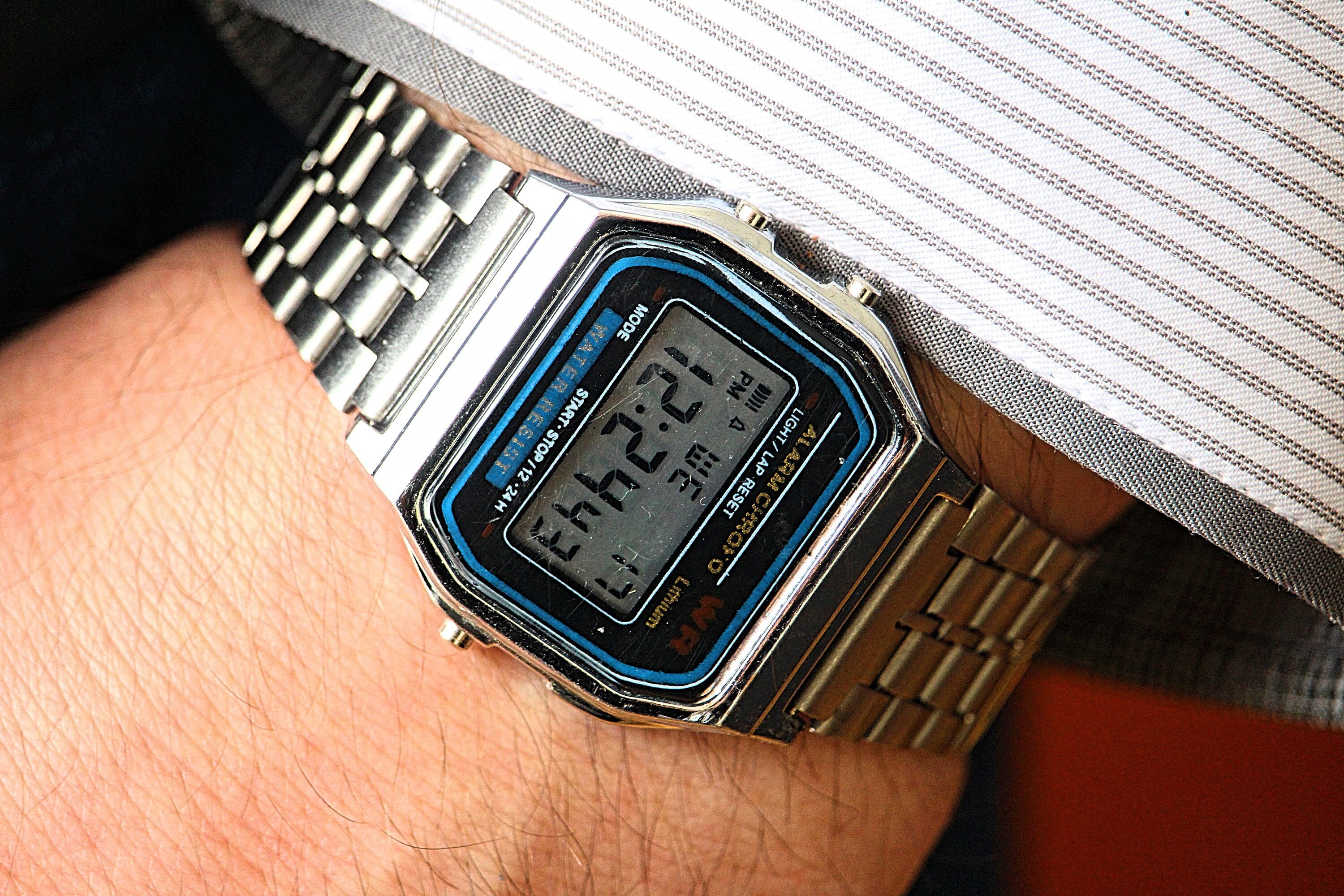 Digital Vintage Wrist Watch Battery Power Stainless Steel Etsy digital-vintage-wrist-watch-battery-power-stainless-steel-etsy