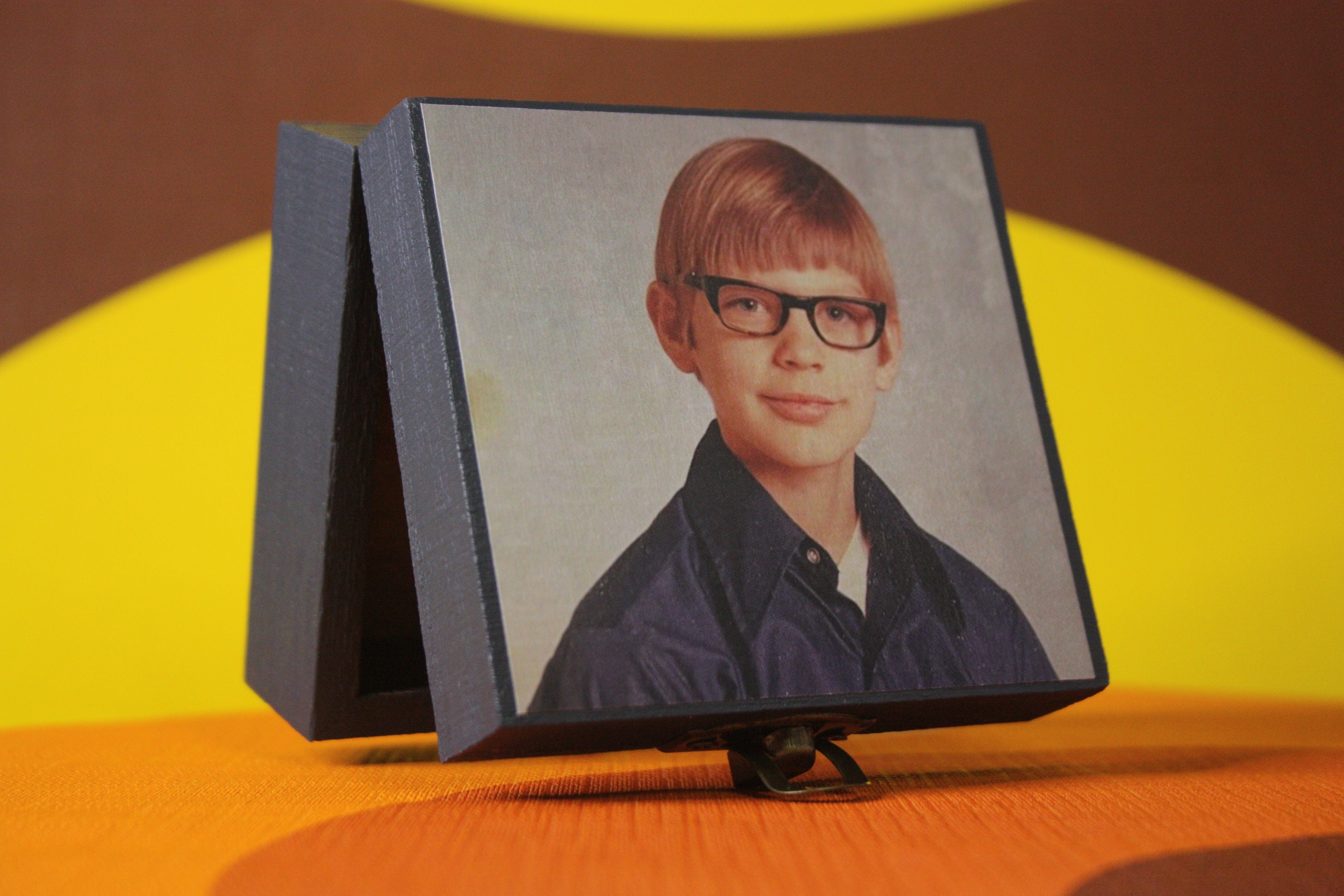 Box Jeffrey Dahmer - Etsy