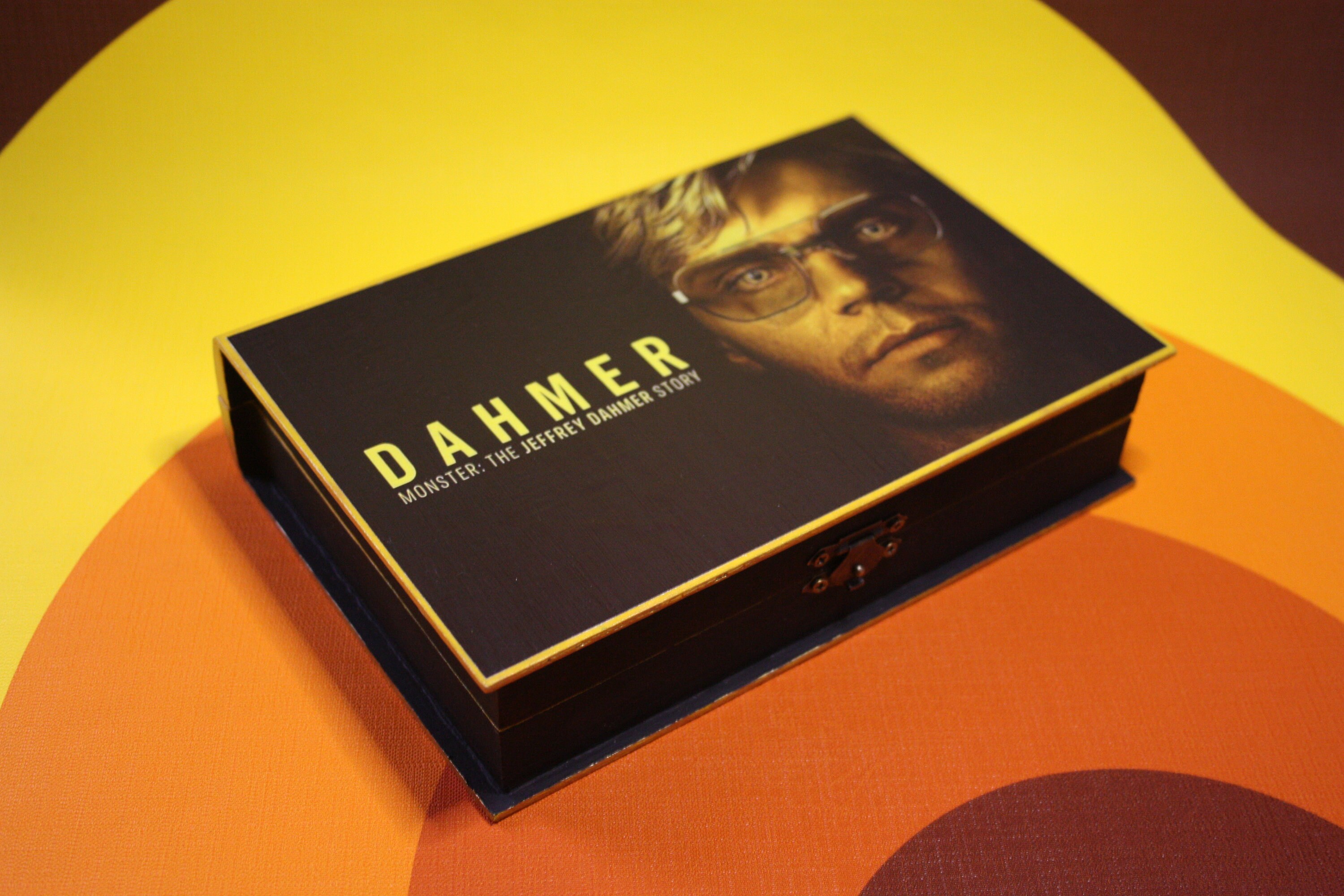Box Dahmer - Etsy