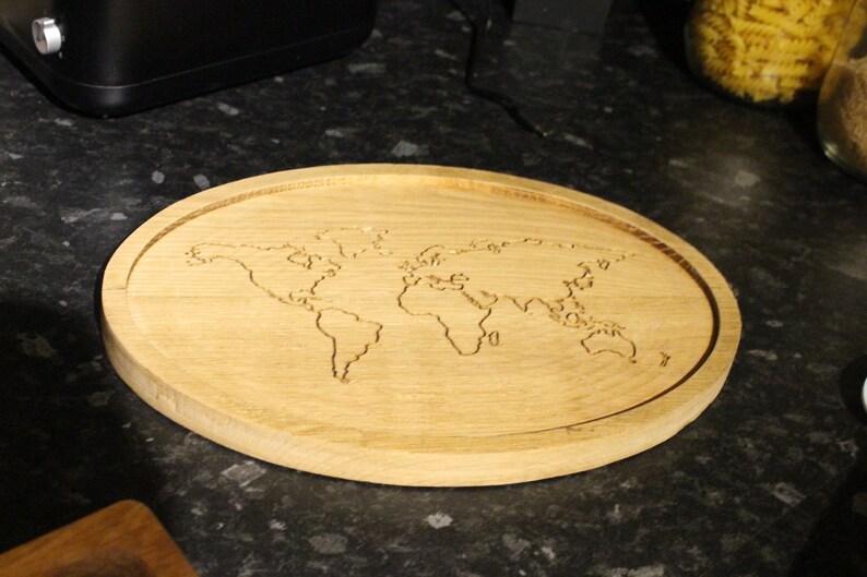 Wooden Serving Tray, World Map Carved Oak Board for Wall Decor, Round ...