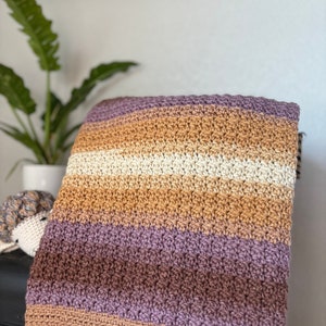 Handful of Violets Crochet Baby Blanket - Etsy