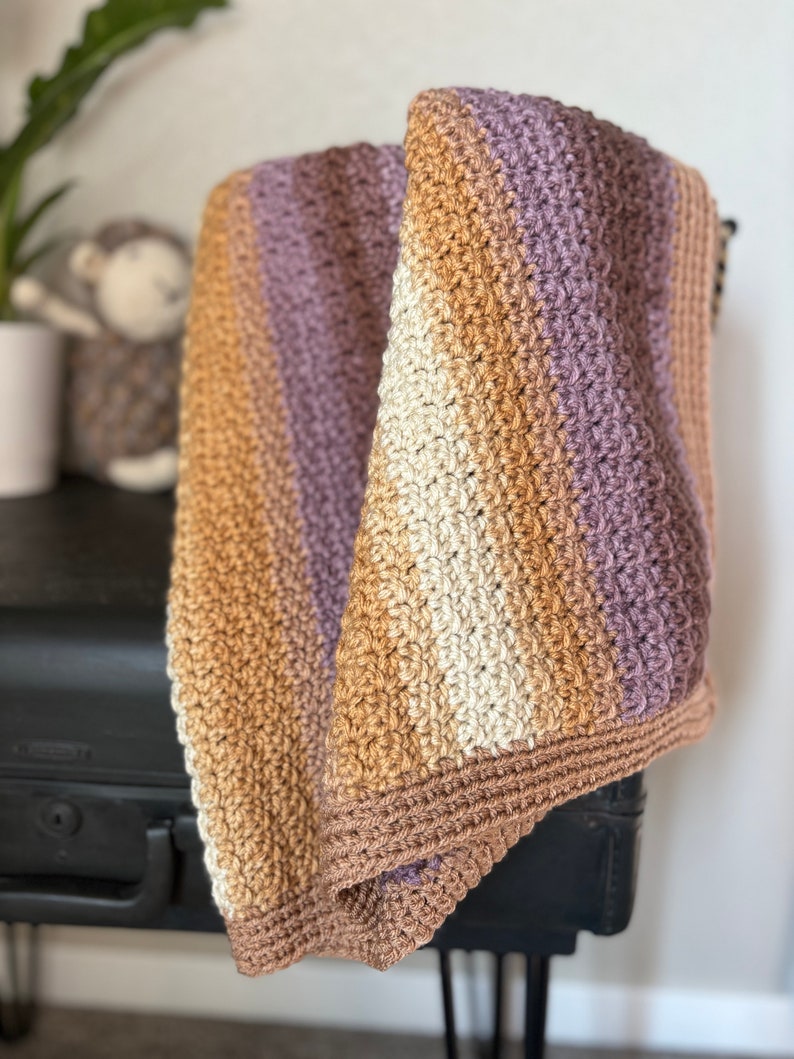 Handful of Violets Crochet Baby Blanket - Etsy