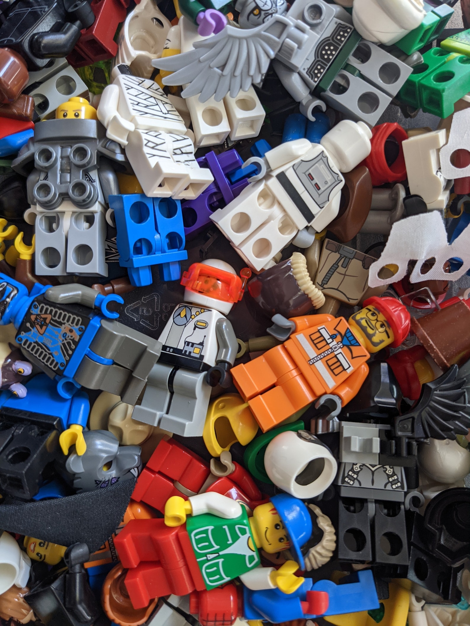 Lego® 5 Pack Minifigures Random Assortment Bag - Etsy