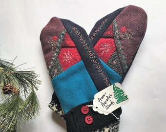 Embroidered mittens | Etsy