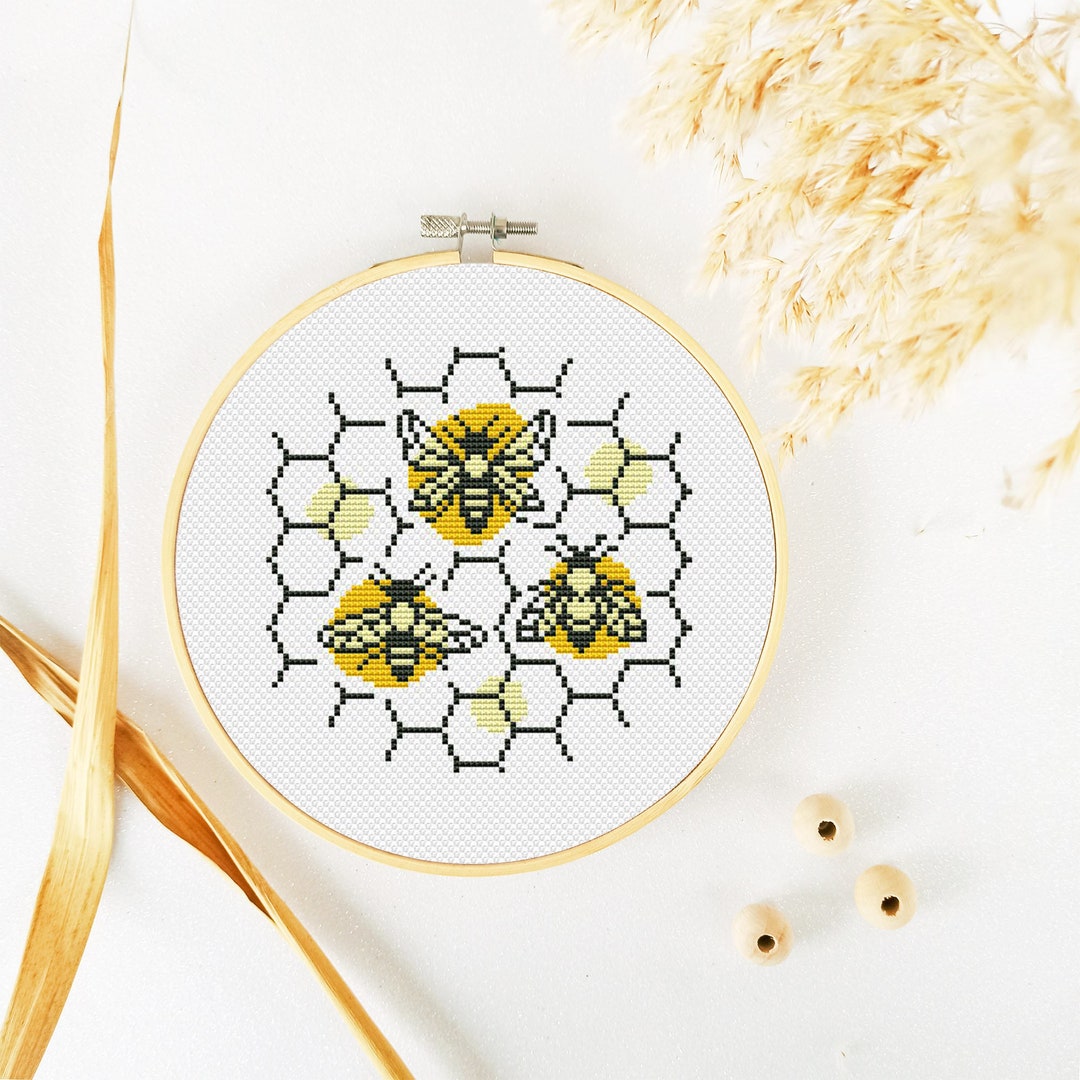 Bumble Bee Cross Stitch Pattern PDF, Bee Cross Stitch, Insect Xstitch ...