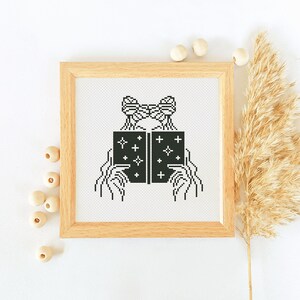 Reading Cross Stitch Pattern PDF Book Lover Cross Stitch - Etsy