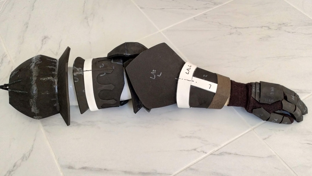 Rathalos and Fatalis Knight Arm Armor Cosplay Pattern - Etsy