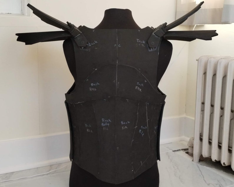 Rathalos and Fatalis Knight Chest Armor and Pauldrons Cosplay Pattern ...