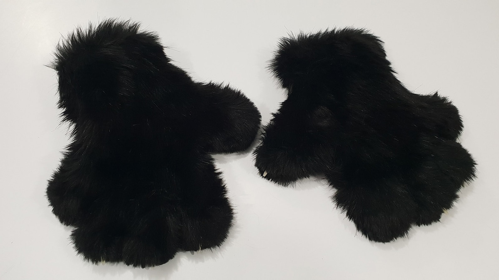 Short Custom Fursuit Paws + Silicone Pawpads and Claws! Real Like ...
