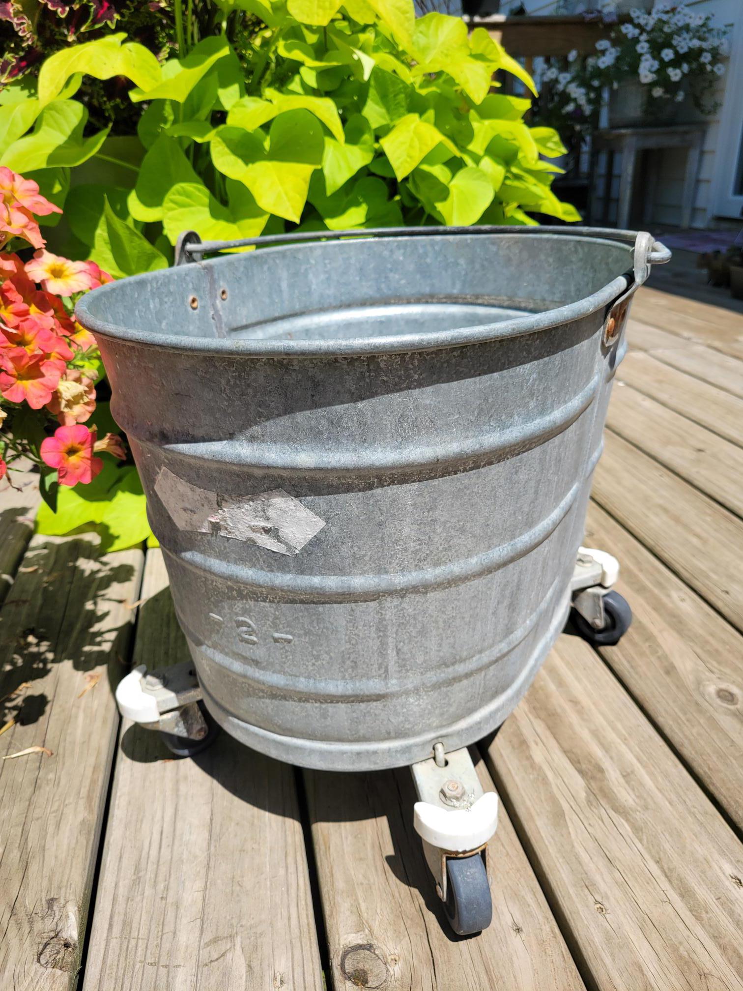 Vintage 5 Gallon Galvanized Metal Mop Bucket With Wheels MSM - Etsy