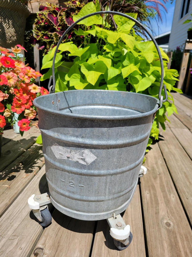 Vintage 5 Gallon Galvanized Metal Mop Bucket With Wheels MSM - Etsy