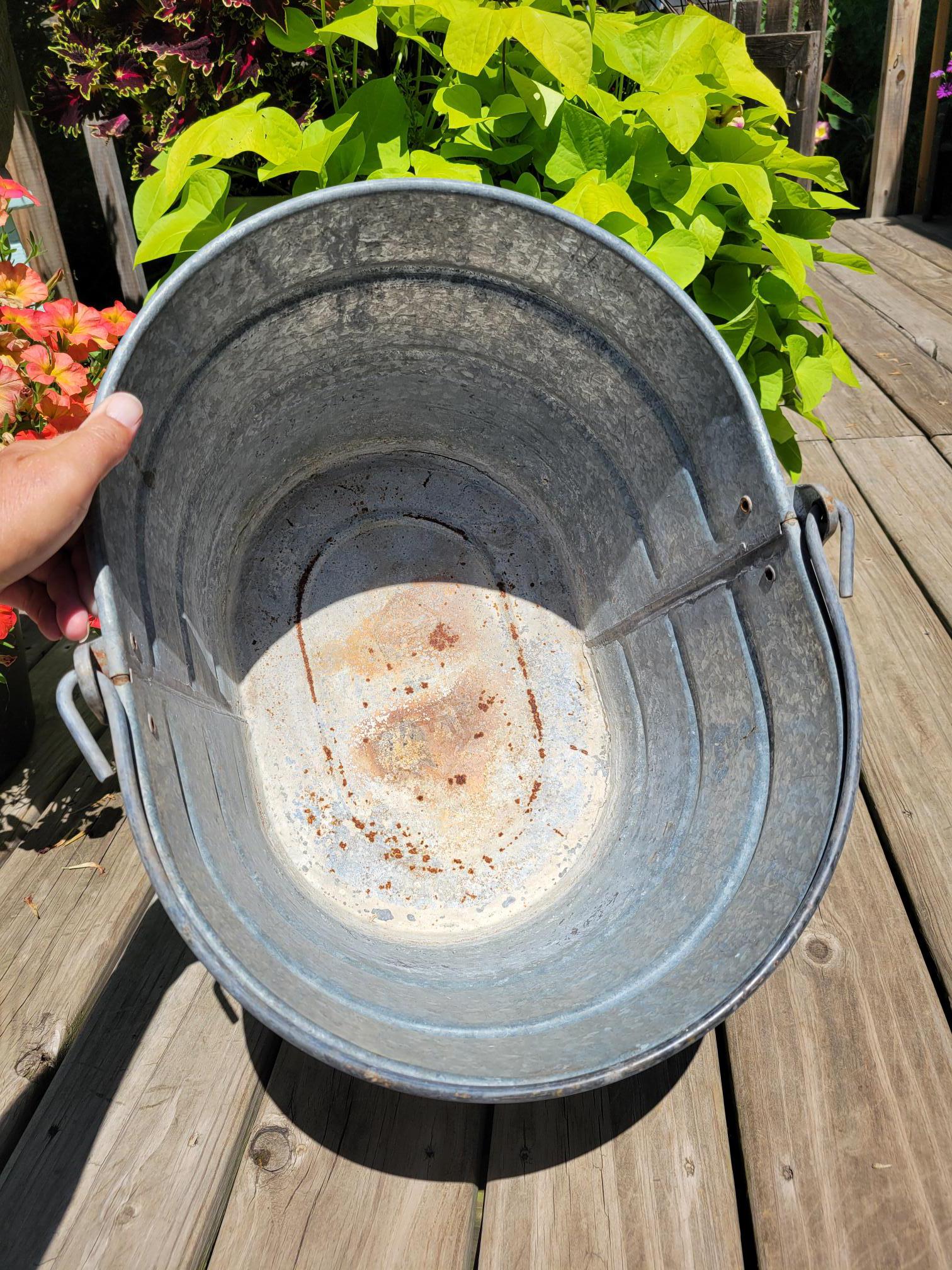 Vintage 5 Gallon Galvanized Metal Mop Bucket With Wheels MSM - Etsy