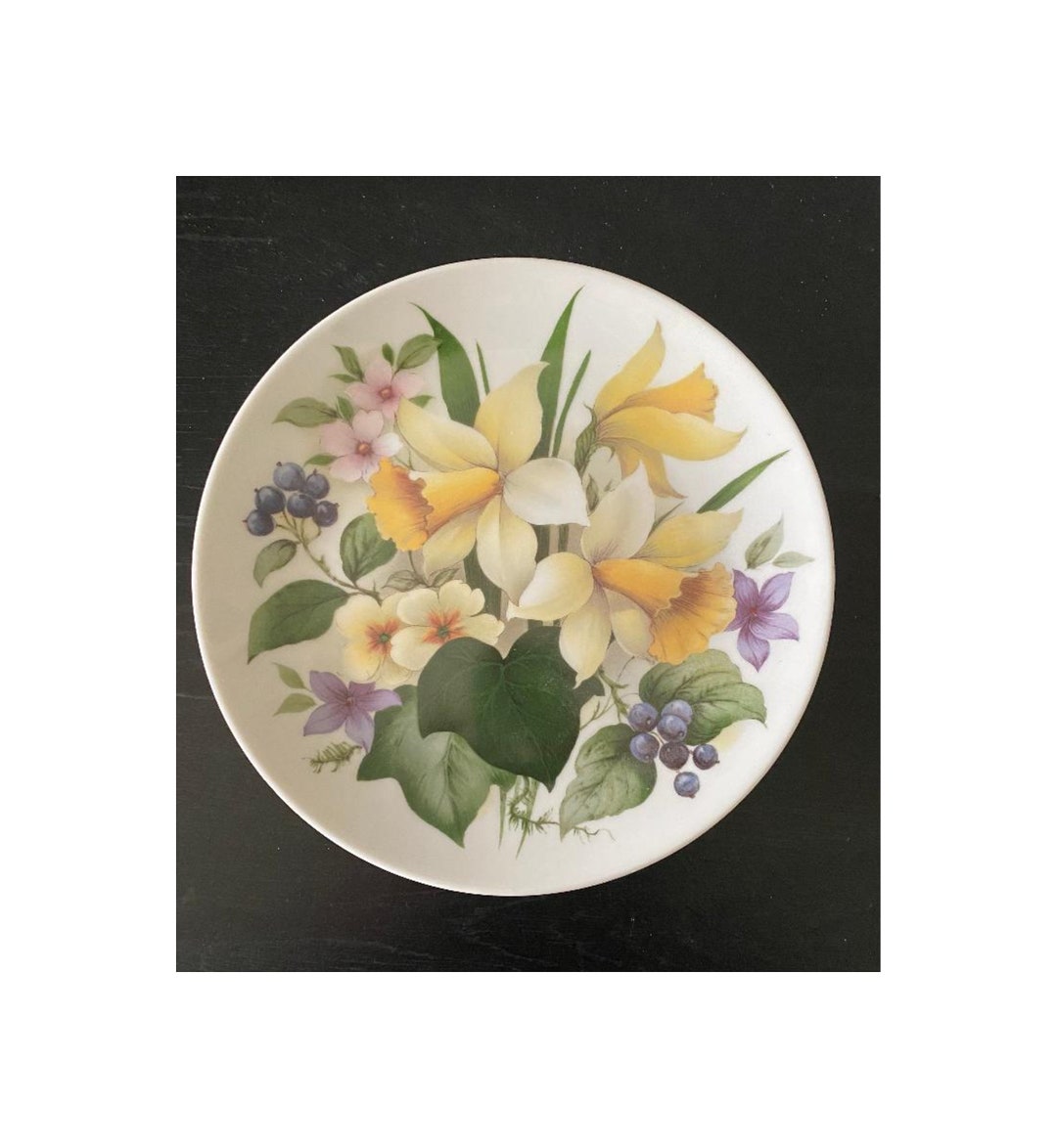 Kaiser Daffodil Wall Plate - Etsy