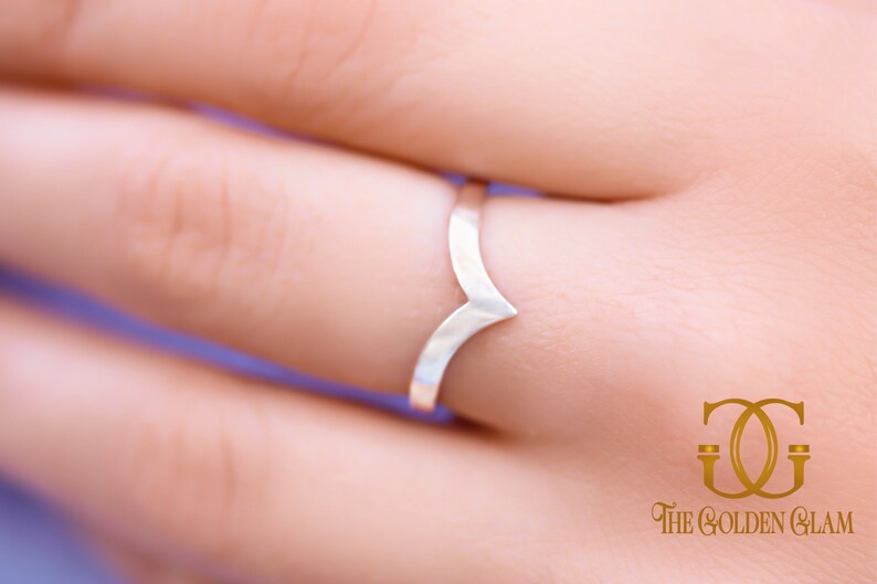 V Shaped Wedding Band, Curved Wedding Band, Chevron Ring, Stacking Ring ...