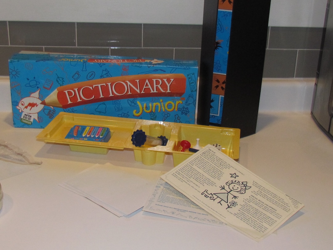 90's Child Pictionary Junior the Game of Quick Draw (1999 Vintage) by ...