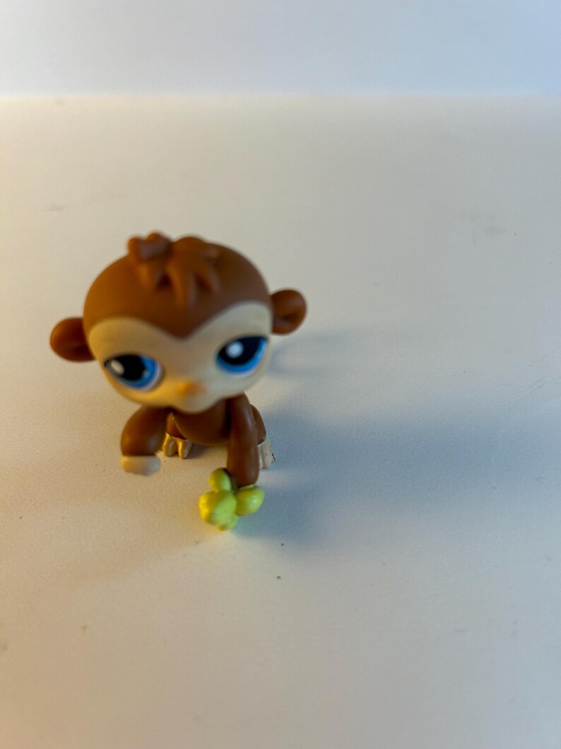Hasbro Littlest Pet Shop Littlest Pet Shop Magic Motion Monkey With ...