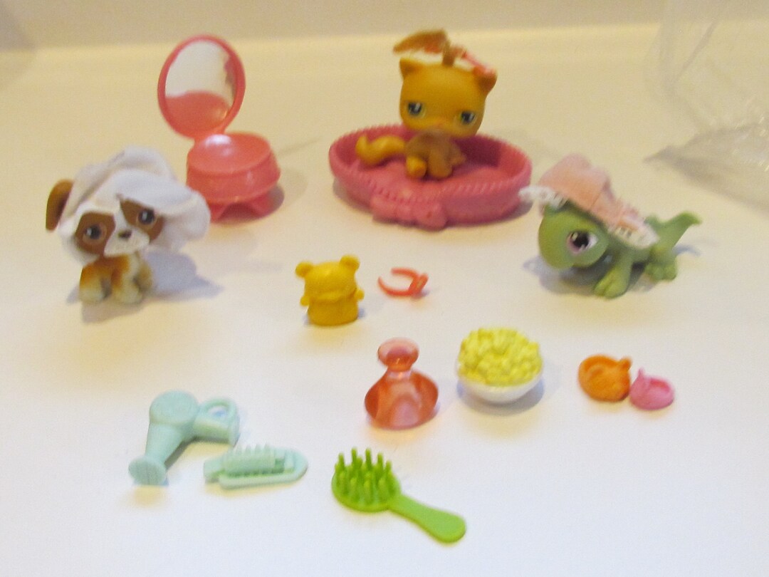 Littlest Pet Shop Bedtime Sleepover BLAST Lot Iguana Dog and Cat #78 ...