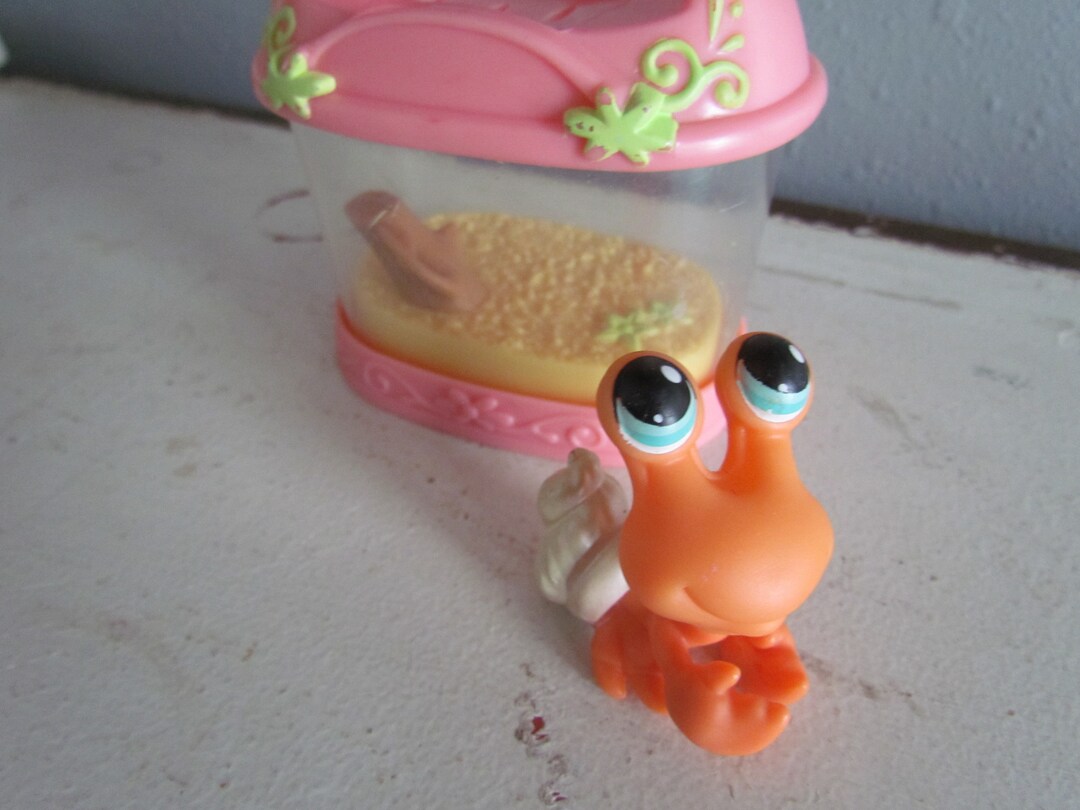 Littlest Pet Shop Pet Aquarium Carrier Hermit Crab in Aquarium LPS - Etsy