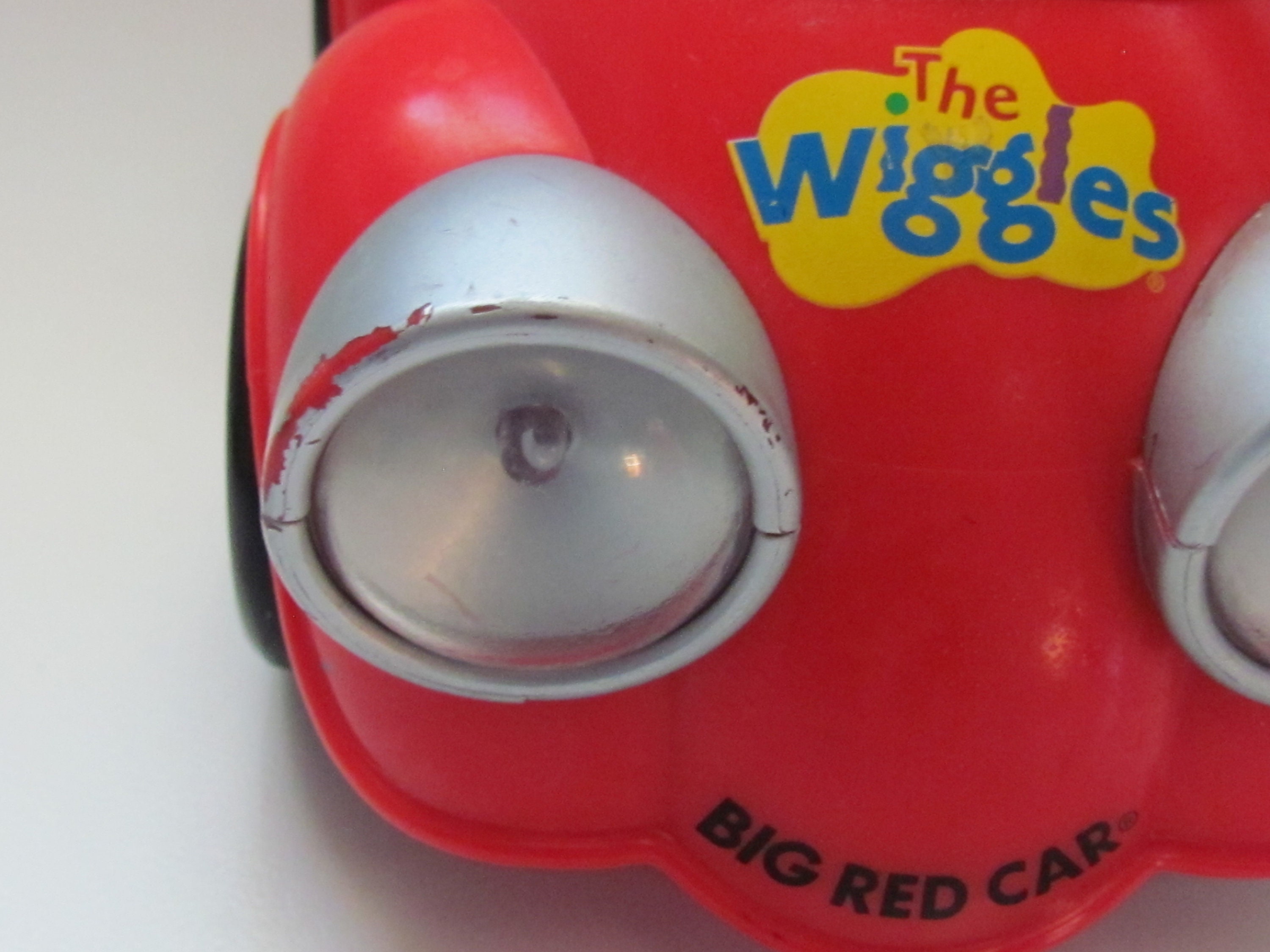 The Wiggles Big Red Flashlight Spin Master Retro Kids' PBS Show Musical ...