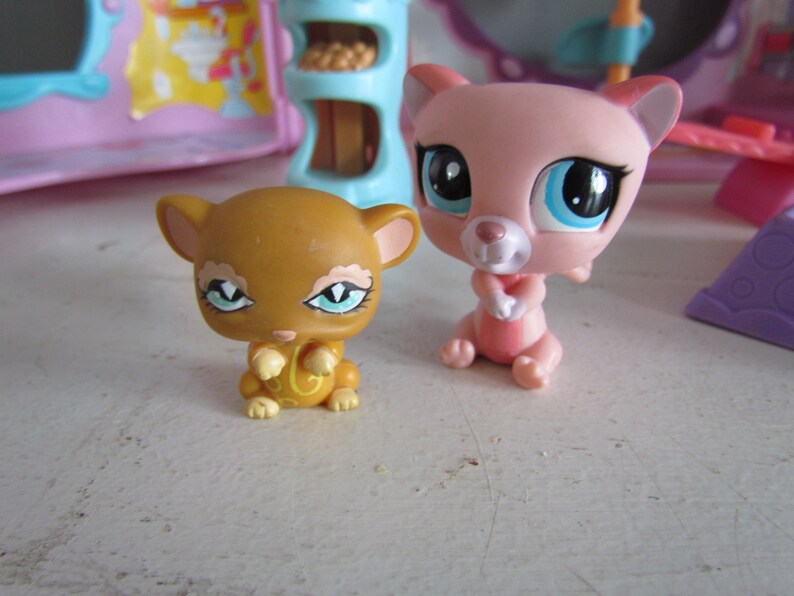 Hasbro Littlest Pet Shop Tail Waggin Fitness Club Playset LPS Rare Find ...